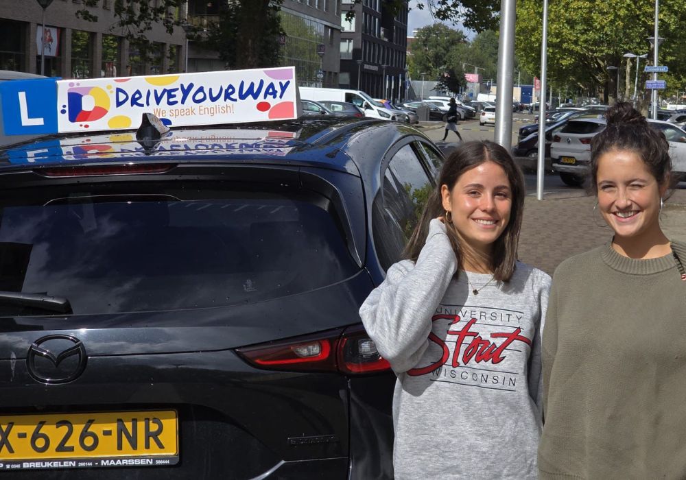 Fully Specialized in English Driving Lessons - Driveyourway